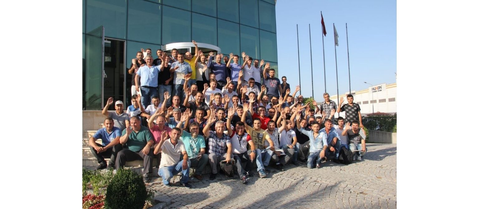 ÜÇGE Montaj Teknisyenlerini Ağırladı - ÜÇGE Mağaza Ekipmanları